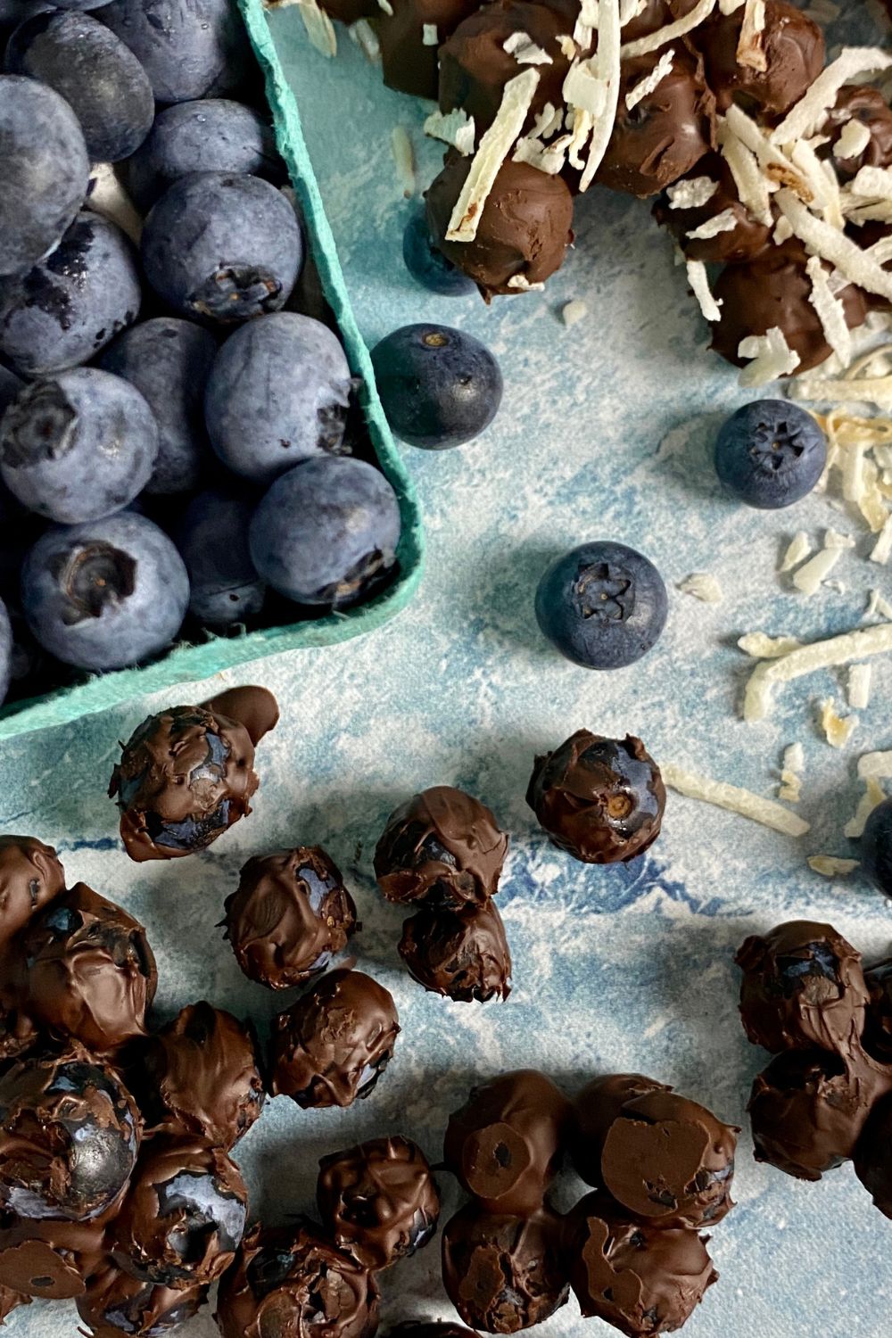 The Best Chocolate Covered Blueberries | Healthy Foodie Girl