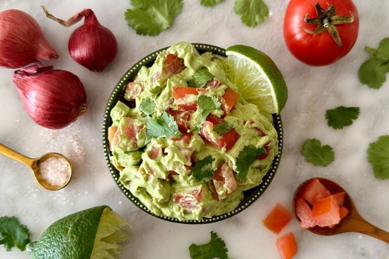 PROTEIN GUACAMOLE | Healthy Foodie Girl