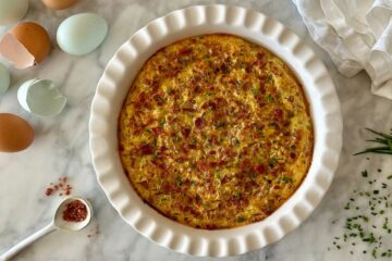 Crustless Bacon and Cheese Quiche | Healthy Foodie Girl