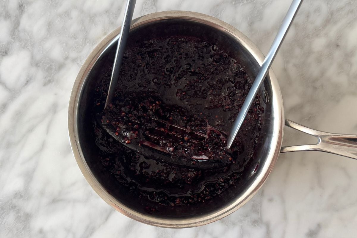 Blackberry Compote | Healthy Foodie Girl