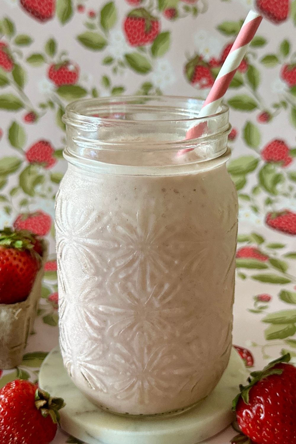 High-Protein Strawberry Cottage Cheese Smoothie | Healthy Foodie Girl