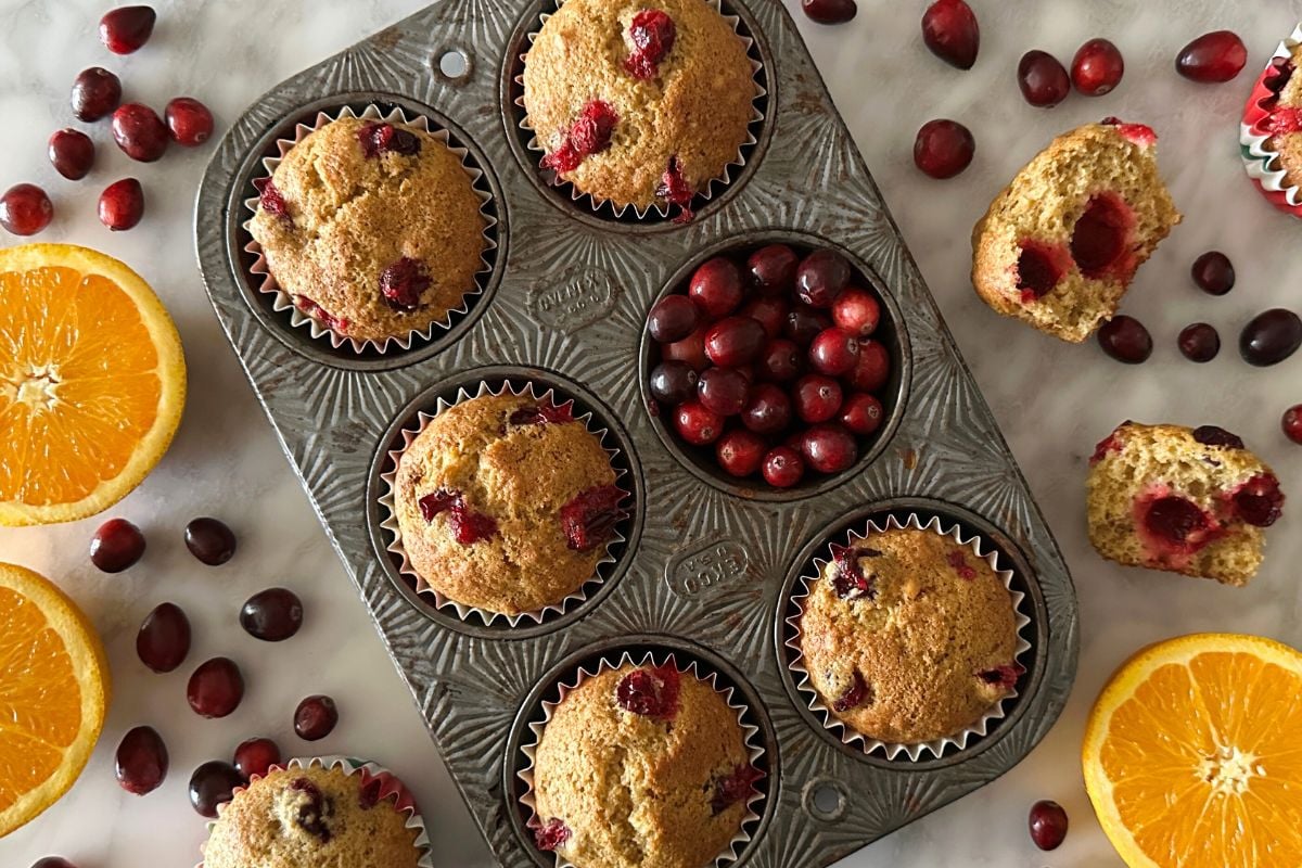 HEALTHY CRANBERRY ORANGE MUFFINS | Healthy Foodie Girl