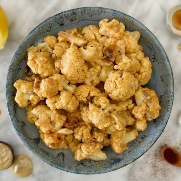 Copycat True Food Kitchen Tahini Harissa Cauliflower | Healthy Foodie Girl