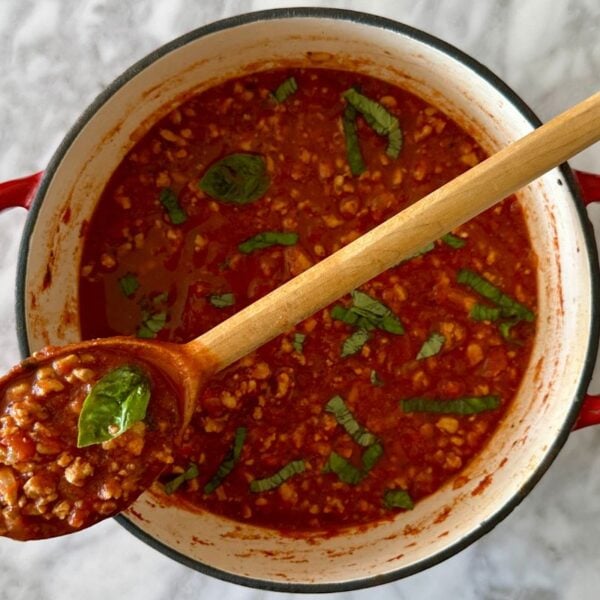 One Pot Healthy Turkey Bolognese | Healthy Foodie Girl