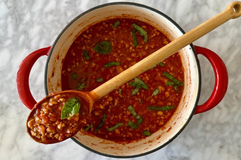 One Pot Healthy Turkey Bolognese | Healthy Foodie Girl