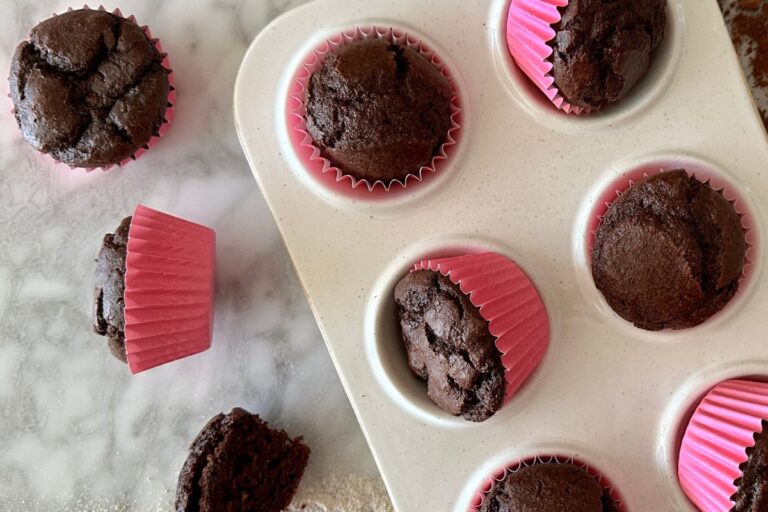 Chocolate Kodiak Protein Muffins | Healthy Foodie Girl
